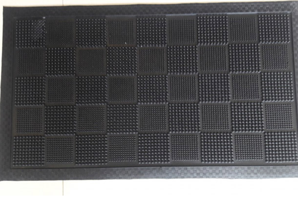 Design Pin Mat
